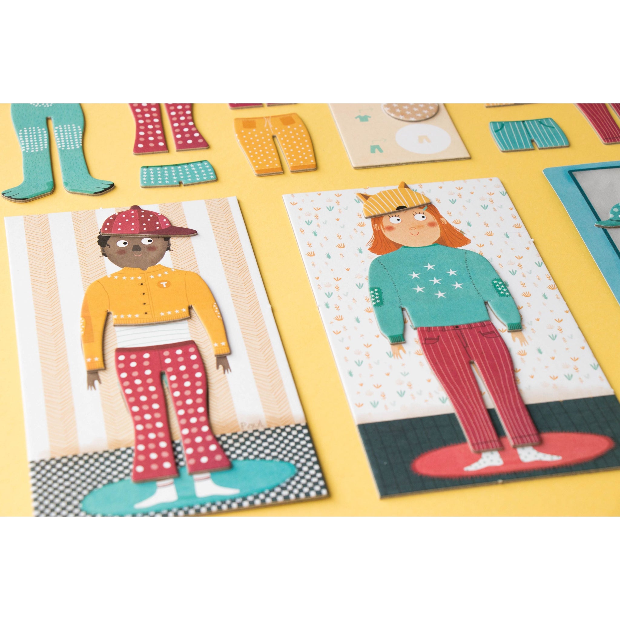 Londji Guess My Dress: a game of questions and guessing – Sensorium Toys